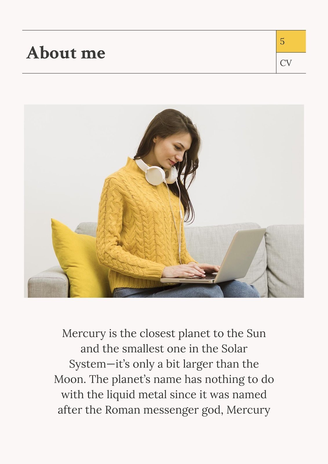 Newspaper Columnist CV | Google Slides & PPT theme